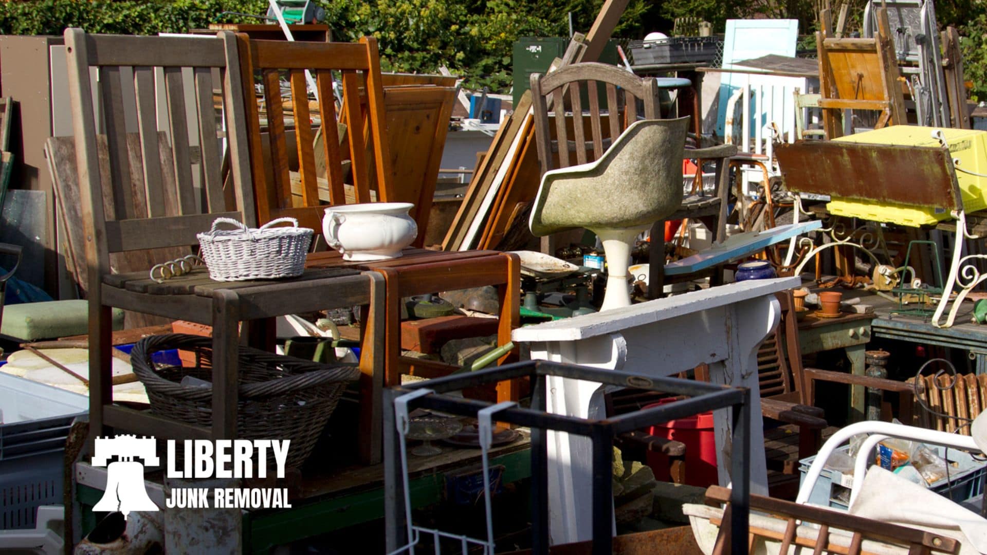 Top Clean Out Services Philadelphia 🌟 - Basement, Attic, Yards amd More!